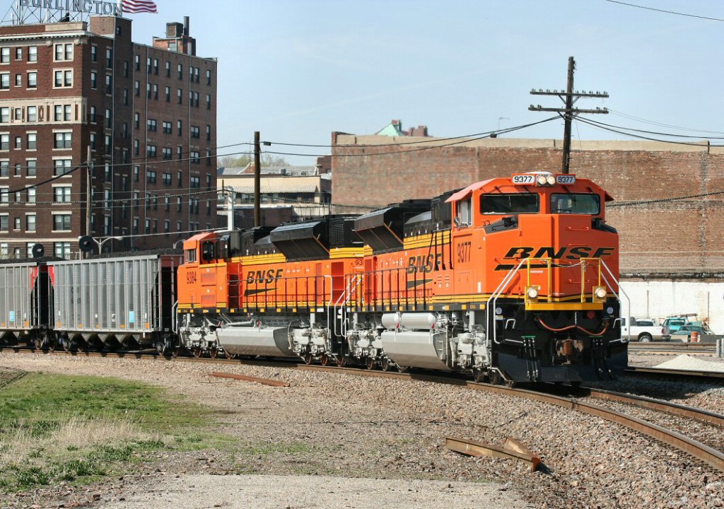 BNSF 9377